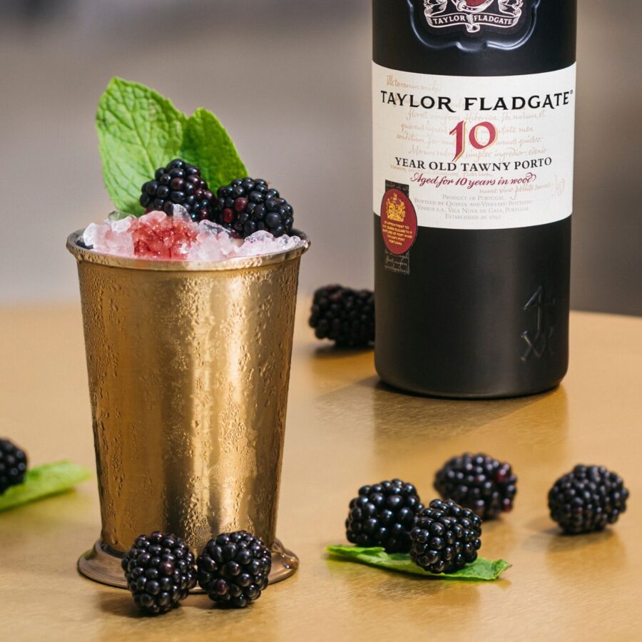 Welcome to Port Cocktails! Find the best cocktail recipes with Port Wine